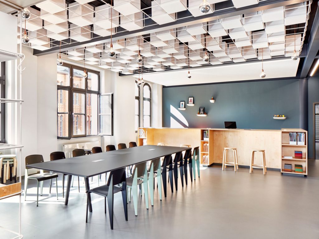 Come To Have A Sneak Peek At The Best Lighting Stores In Berlin